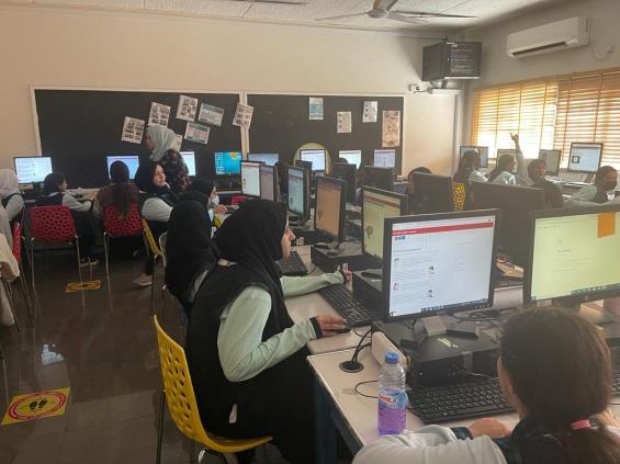 مدرسة دبي -بنات دبي - المدارس الأهلية الخيرية